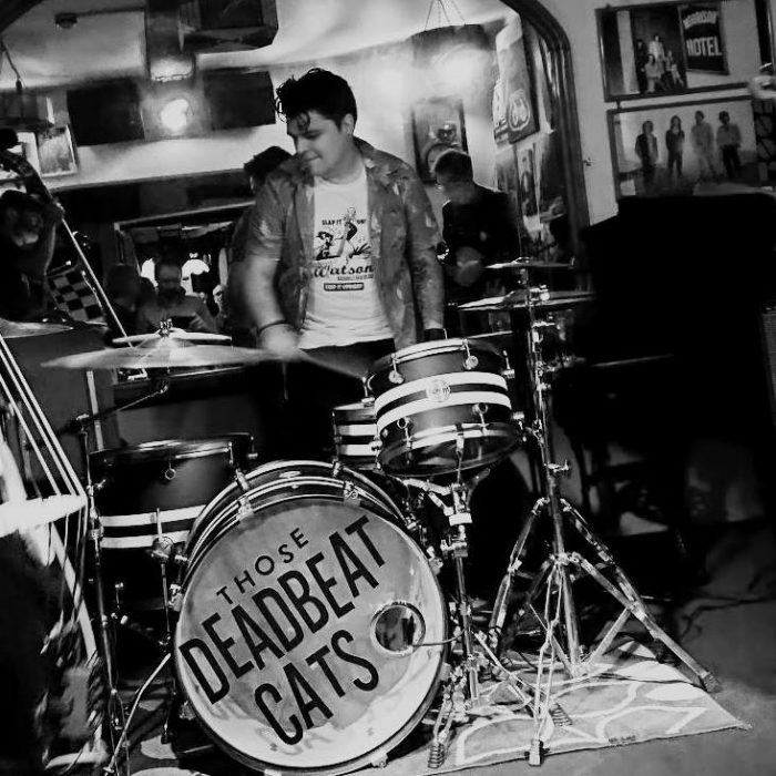 Those Deadbeat Cats Photo Gallery